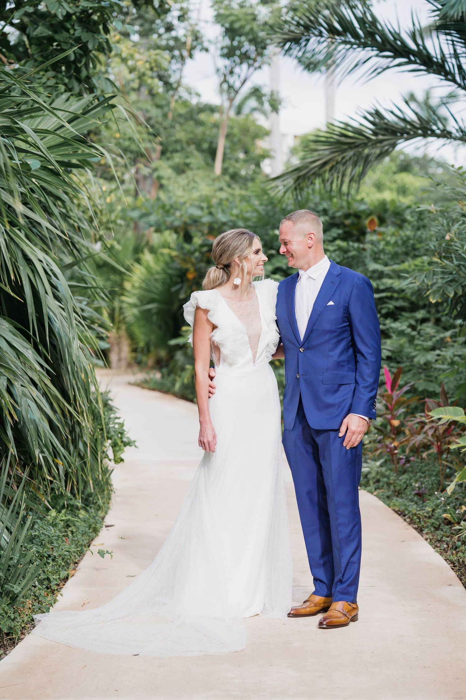 ERIN + MATT - Wedding Photographer & Videographer - Punta Cana, Cancun, Jamaica